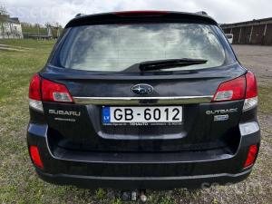 Black Subaru Outback 2014 in Daugavpils, with an engine capacity of 2.00 L and mileage of 329 thousand km for 3950 €, photo 8 on AUTOMOTO.COM.LV