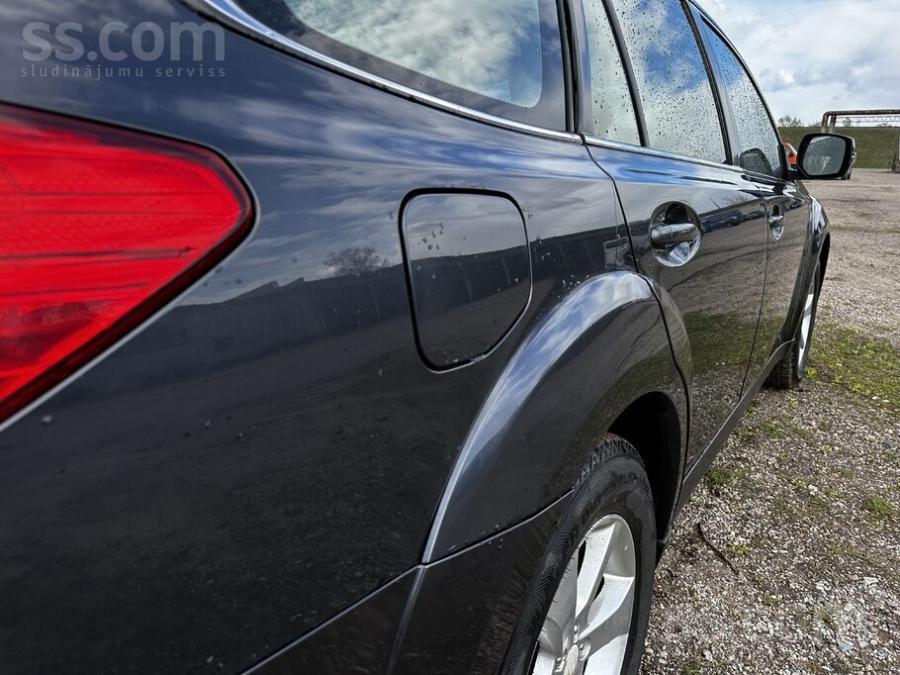 Black Subaru Outback 2014 in Daugavpils, with an engine capacity of 2.00 L and mileage of 329 thousand km for 3950 €, photo 12 on AUTOMOTO.COM.LV