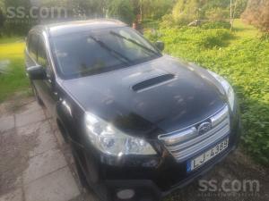Melns Subaru Outback 2014 Ogre, ar dzinēja tilpumu 2.00 L un nobraukumu 384 tūkst. km par 1500 €, foto  vietnē AUTOMOTO.COM.LV