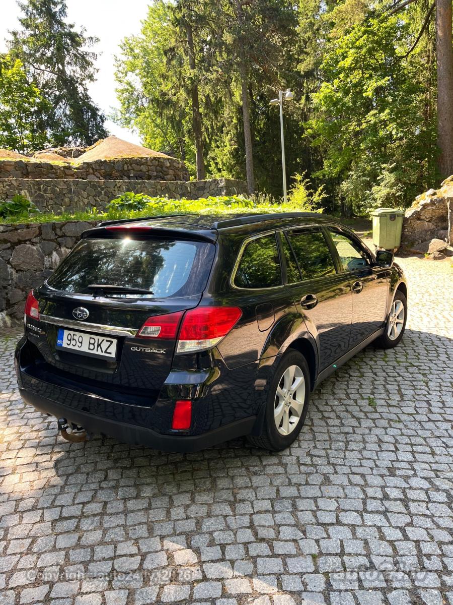 Melns Subaru Outback 2014 Tallina, ar dzinēja tilpumu 2.50 L un nobraukumu 220 tūkst. km par 7900 €, foto 8 vietnē AUTOMOTO.COM.LV