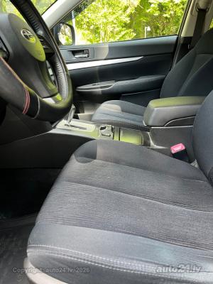 Melns Subaru Outback 2014 Tallina, ar dzinēja tilpumu 2.50 L un nobraukumu 220 tūkst. km par 7900 €, foto 10 vietnē AUTOMOTO.COM.LV