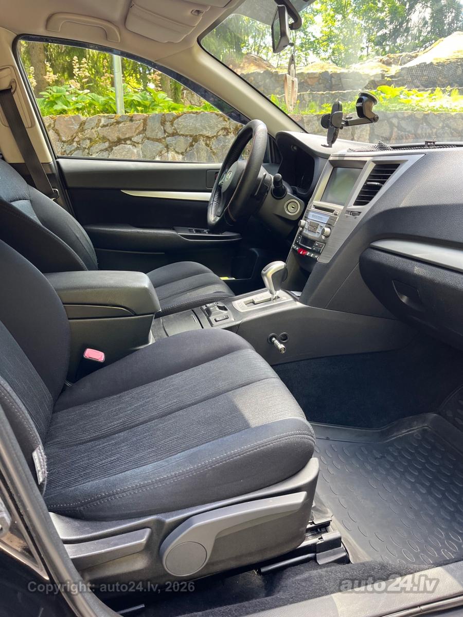 Melns Subaru Outback 2014 Tallina, ar dzinēja tilpumu 2.50 L un nobraukumu 220 tūkst. km par 7900 €, foto 11 vietnē AUTOMOTO.COM.LV