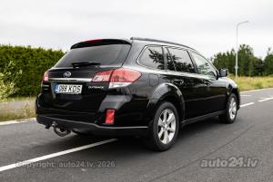 Black Subaru Outback 2014 in Tallinn, with an engine capacity of 2.50 L and mileage of 329 thousand km for 5490 €, photo 7 on AUTOMOTO.COM.LV
