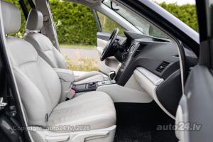 Black Subaru Outback 2014 in Tallinn, with an engine capacity of 2.50 L and mileage of 329 thousand km for 5490 €, photo 11 on AUTOMOTO.COM.LV