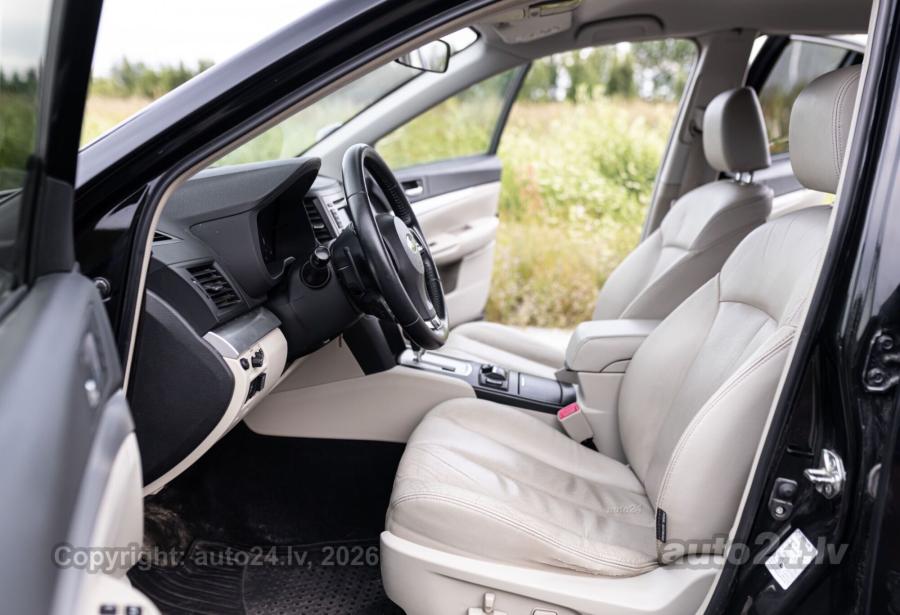 Black Subaru Outback 2014 in Tallinn, with an engine capacity of 2.50 L and mileage of 329 thousand km for 5490 €, photo 14 on AUTOMOTO.COM.LV