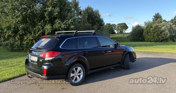 Melns Subaru Outback 2014 Narva, ar dzinēja tilpumu 2.00 L un nobraukumu 195 tūkst. km par 5500 €, foto 5 vietnē AUTOMOTO.COM.LV