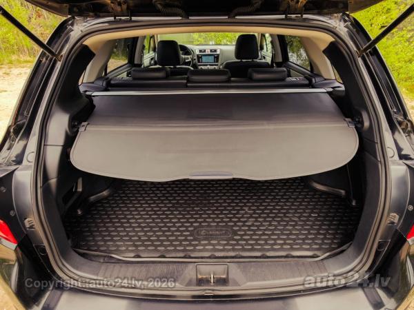 Melns Subaru Outback 2015 Jegeva, ar dzinēja tilpumu 2.00 L un nobraukumu 199 tūkst. km par 13500 €, foto 9 vietnē AUTOMOTO.COM.LV