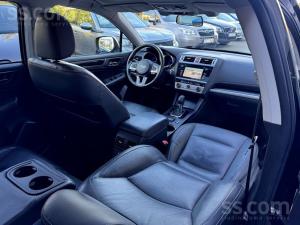 Black Subaru Outback 2015 in Riga, with an engine capacity of 2.50 L and mileage of 267 thousand km for 11900 €, photo 12 on AUTOMOTO.COM.LV
