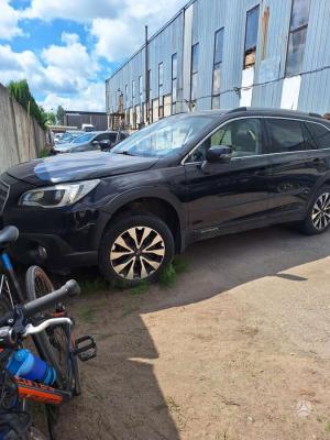 Black Subaru Outback 2015 in Siauliai, with an engine capacity of 2.00 L and mileage of 1 thousand km for 2600 €, photo 4 on AUTOMOTO.COM.LV