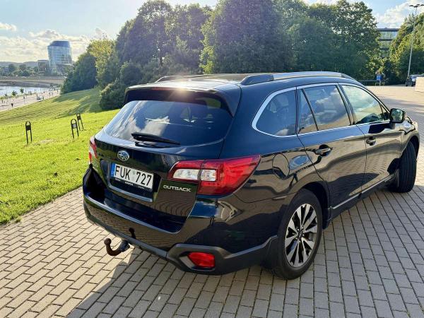 Melns Subaru Outback 2015 Viļņa, ar dzinēja tilpumu 2.50 L un nobraukumu 313 tūkst. km par 12900 €, foto 2 vietnē AUTOMOTO.COM.LV