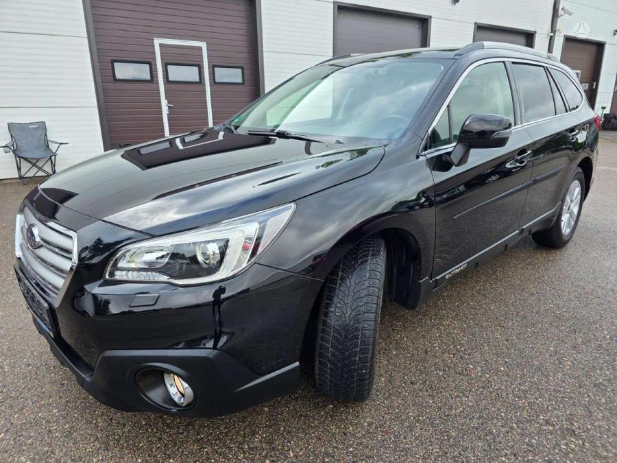 Black Subaru Outback 2015 in Utena, with an engine capacity of 2.00 L and mileage of 208 thousand km for 8950 €, photo 8 on AUTOMOTO.COM.LV