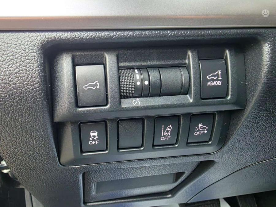 Black Subaru Outback 2015 in Utena, with an engine capacity of 2.00 L and mileage of 208 thousand km for 8950 €, photo 24 on AUTOMOTO.COM.LV