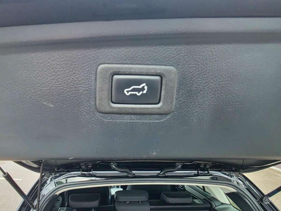 Black Subaru Outback 2015 in Utena, with an engine capacity of 2.00 L and mileage of 208 thousand km for 8950 €, photo 29 on AUTOMOTO.COM.LV