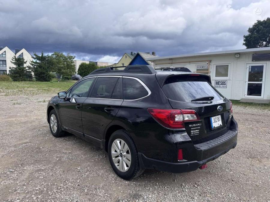 Black Subaru Outback 2015 in Vilnius, with an engine capacity of 2.50 L and mileage of 275 thousand km for 8300 €, photo 6 on AUTOMOTO.COM.LV