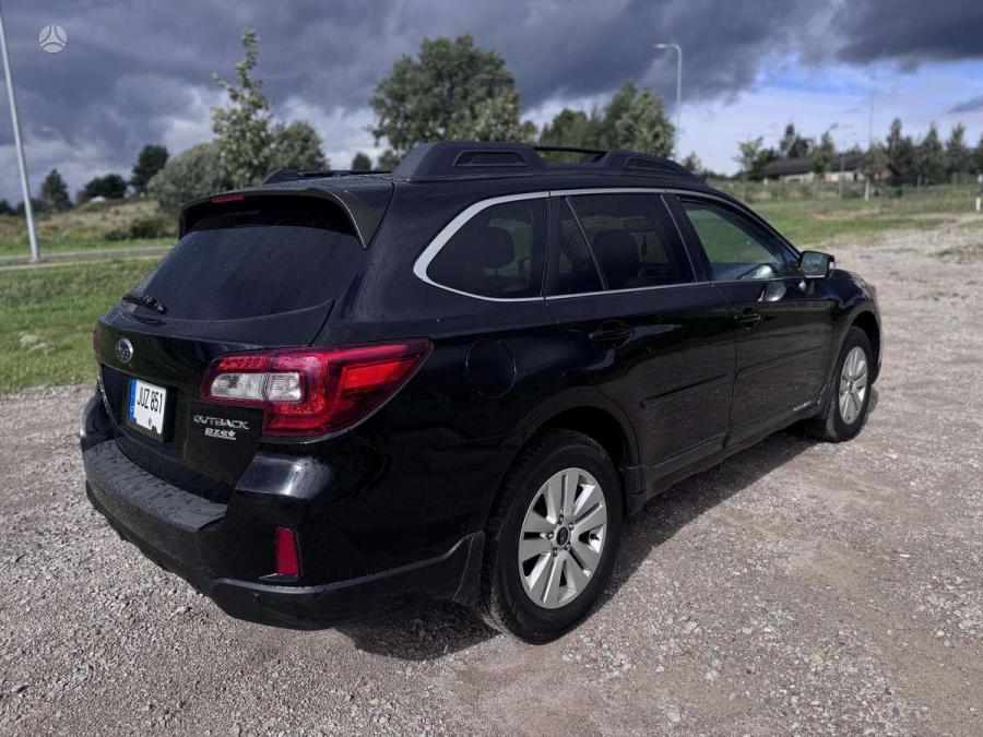 Black Subaru Outback 2015 in Vilnius, with an engine capacity of 2.50 L and mileage of 275 thousand km for 8300 €, photo 9 on AUTOMOTO.COM.LV