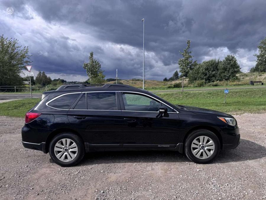 Black Subaru Outback 2015 in Vilnius, with an engine capacity of 2.50 L and mileage of 275 thousand km for 8300 €, photo 10 on AUTOMOTO.COM.LV