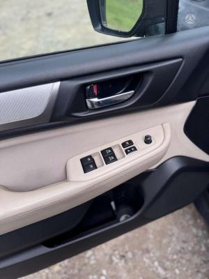 Black Subaru Outback 2015 in Vilnius, with an engine capacity of 2.50 L and mileage of 275 thousand km for 8300 €, photo 16 on AUTOMOTO.COM.LV
