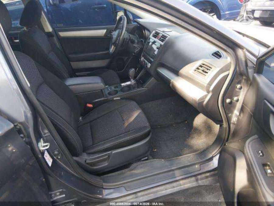 Melns Subaru Outback 2015 Alīta, ar dzinēja tilpumu 2.50 L un nobraukumu 197 tūkst. km par 6300 €, foto 6 vietnē AUTOMOTO.COM.LV