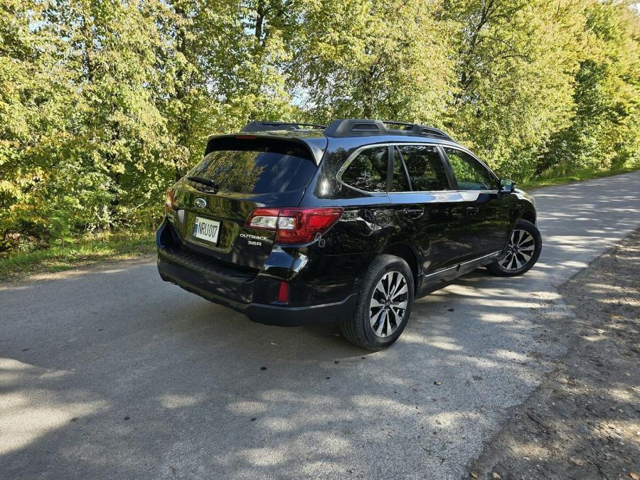 Black Subaru Outback 2015 in Alytus, with an engine capacity of 3.60 L and mileage of 182 thousand km for 13260 €, photo 13 on AUTOMOTO.COM.LV