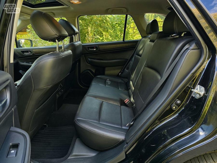 Black Subaru Outback 2015 in Alytus, with an engine capacity of 3.60 L and mileage of 182 thousand km for 13260 €, photo 26 on AUTOMOTO.COM.LV