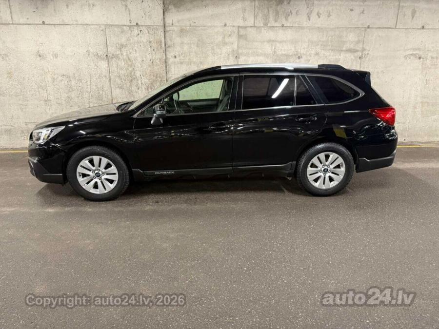 Melns Subaru Outback 2016 Tallina, ar dzinēja tilpumu 2.00 L un nobraukumu 110 tūkst. km par 10995 €, foto 21 vietnē AUTOMOTO.COM.LV