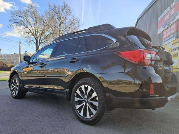 Black Subaru Outback 2016 in Siauliai, with an engine capacity of 2.50 L and mileage of 177 thousand km for 13950 €, photo 6 on AUTOMOTO.COM.LV