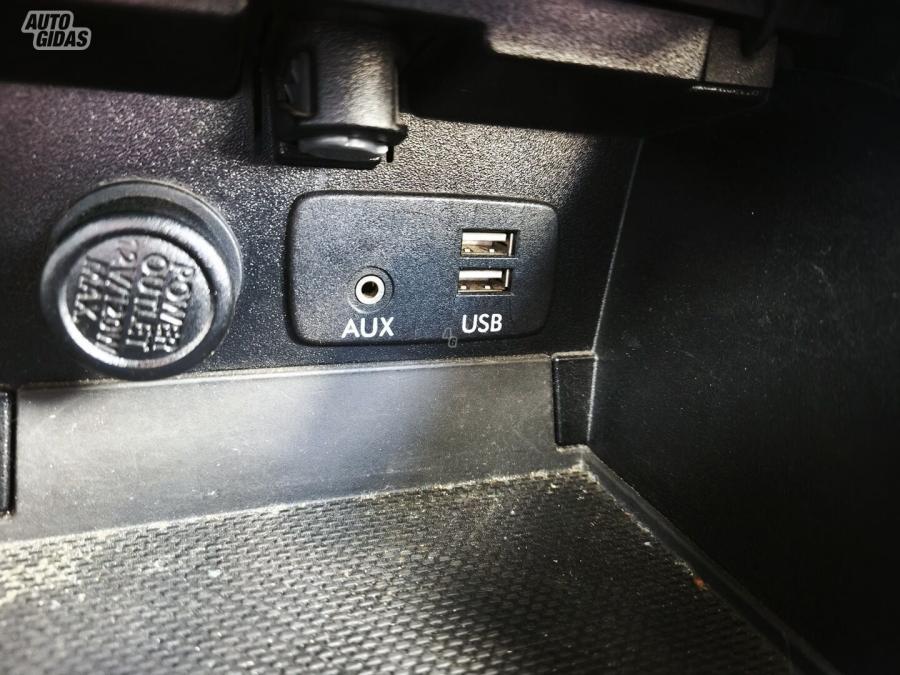 Black Subaru Outback 2016 in Kaunas, with an engine capacity of 2.00 L and mileage of 320 thousand km for 5500 €, photo 23 on AUTOMOTO.COM.LV