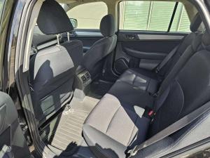 Black Subaru Outback 2016 in Vilnius, with an engine capacity of 2.00 L and mileage of 170 thousand km for 13300 €, photo 5 on AUTOMOTO.COM.LV