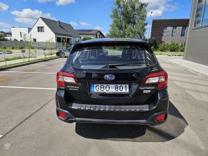 Black Subaru Outback 2016 in Vilnius, with an engine capacity of 2.00 L and mileage of 170 thousand km for 13300 €, photo 11 on AUTOMOTO.COM.LV