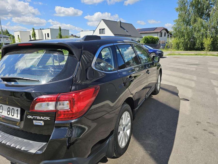 Black Subaru Outback 2016 in Vilnius, with an engine capacity of 2.00 L and mileage of 170 thousand km for 13300 €, photo 12 on AUTOMOTO.COM.LV