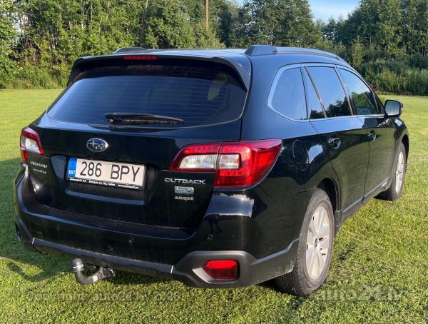 Black Subaru Outback 2016 in Tallinn, with an engine capacity of 2.00 L and mileage of 245 thousand km for 11500 €, photo 2 on AUTOMOTO.COM.LV