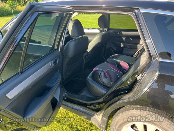 Black Subaru Outback 2016 in Tallinn, with an engine capacity of 2.00 L and mileage of 245 thousand km for 11500 €, photo 6 on AUTOMOTO.COM.LV