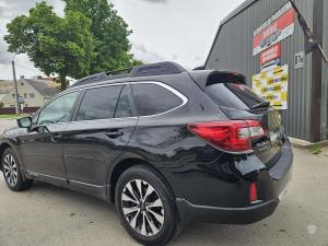 Black Subaru Outback 2016 in Siauliai, with an engine capacity of 2.50 L and mileage of 177 thousand km for 13950 €, photo 6 on AUTOMOTO.COM.LV
