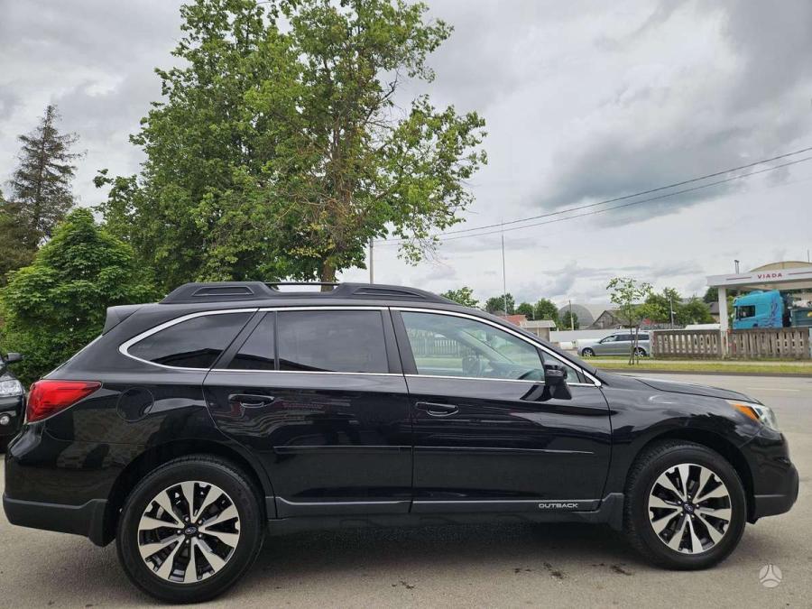 Black Subaru Outback 2016 in Siauliai, with an engine capacity of 2.50 L and mileage of 177 thousand km for 13950 €, photo 10 on AUTOMOTO.COM.LV