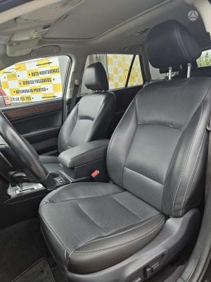 Black Subaru Outback 2016 in Siauliai, with an engine capacity of 2.50 L and mileage of 177 thousand km for 13950 €, photo 13 on AUTOMOTO.COM.LV