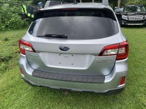 Black Subaru Outback 2016 in Kaisiadorys, with an engine capacity of 2.50 L and mileage of 300 thousand km for 4500 €, photo 7 on AUTOMOTO.COM.LV