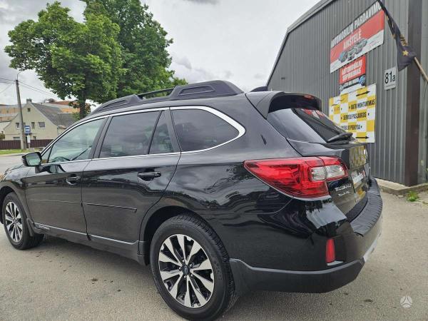 Black Subaru Outback 2016 in Siauliai, with an engine capacity of 2.50 L and mileage of 177 thousand km for 13950 €, photo 8 on AUTOMOTO.COM.LV