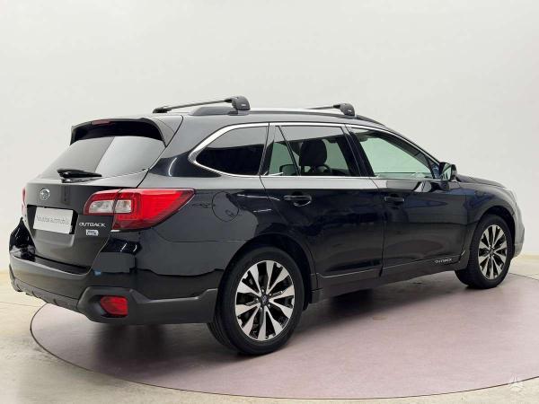 Black Subaru Outback 2016 in Panevezys, with an engine capacity of 2.00 L and mileage of 251 thousand km for 8990 €, photo 7 on AUTOMOTO.COM.LV