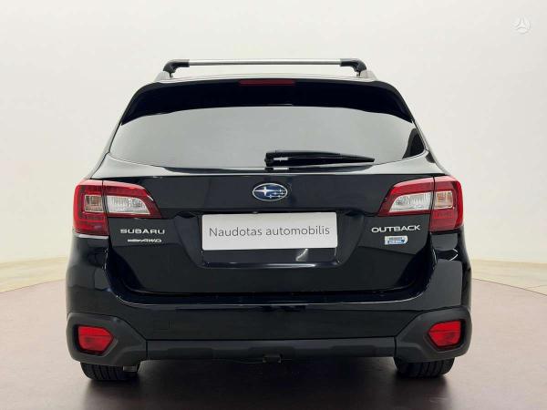 Black Subaru Outback 2016 in Panevezys, with an engine capacity of 2.00 L and mileage of 251 thousand km for 8990 €, photo 8 on AUTOMOTO.COM.LV