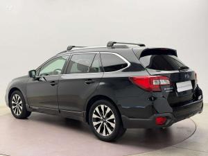 Black Subaru Outback 2016 in Panevezys, with an engine capacity of 2.00 L and mileage of 251 thousand km for 8990 €, photo 9 on AUTOMOTO.COM.LV