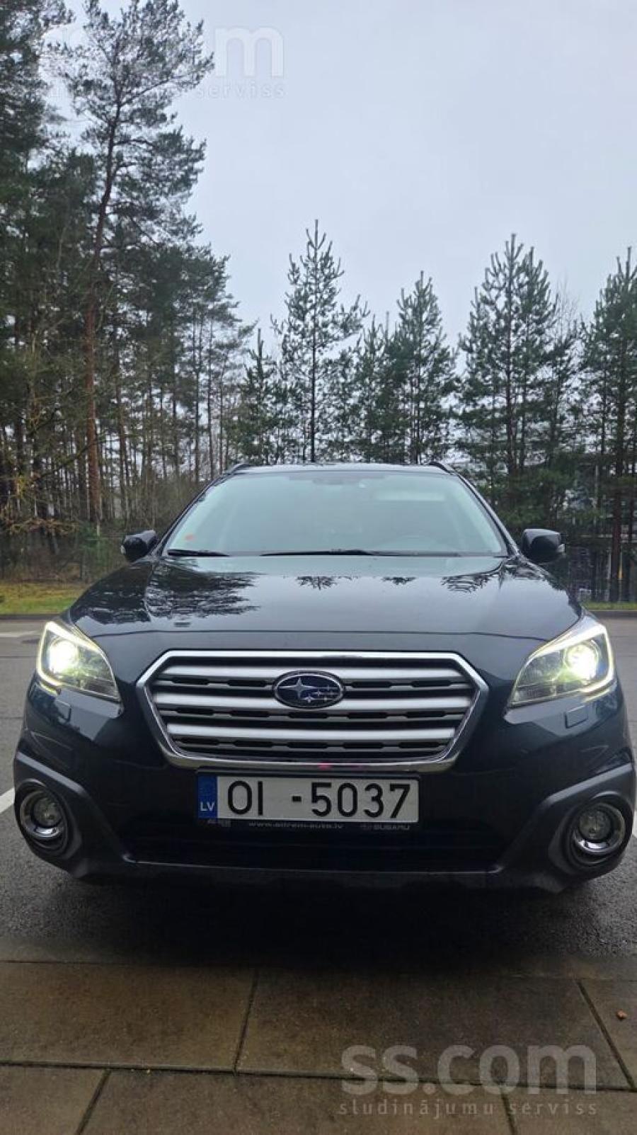 Black Subaru Outback 2017 in Riga, with an engine capacity of 2.50 L and mileage of 88 thousand km for 15500 €, photo 3 on AUTOMOTO.COM.LV