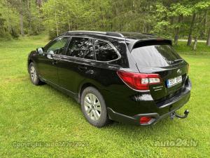 Black Subaru Outback 2017 in Tallinn, with an engine capacity of 2.50 L and mileage of 217 thousand km for 12900 €, photo 3 on AUTOMOTO.COM.LV