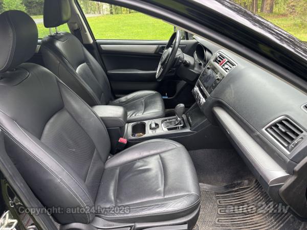 Melns Subaru Outback 2017 Tallina, ar dzinēja tilpumu 2.50 L un nobraukumu 217 tūkst. km par 12900 €, foto 3 vietnē AUTOMOTO.COM.LV