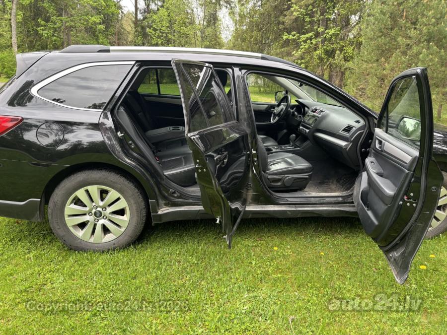 Black Subaru Outback 2017 in Tallinn, with an engine capacity of 2.50 L and mileage of 217 thousand km for 12900 €, photo 5 on AUTOMOTO.COM.LV