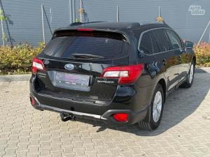 Black Subaru Outback 2017 in Vilnius, with an engine capacity of 2.50 L and mileage of 239 thousand km for 11900 €, photo 8 on AUTOMOTO.COM.LV