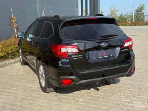 Black Subaru Outback 2017 in Vilnius, with an engine capacity of 2.50 L and mileage of 239 thousand km for 11900 €, photo 10 on AUTOMOTO.COM.LV