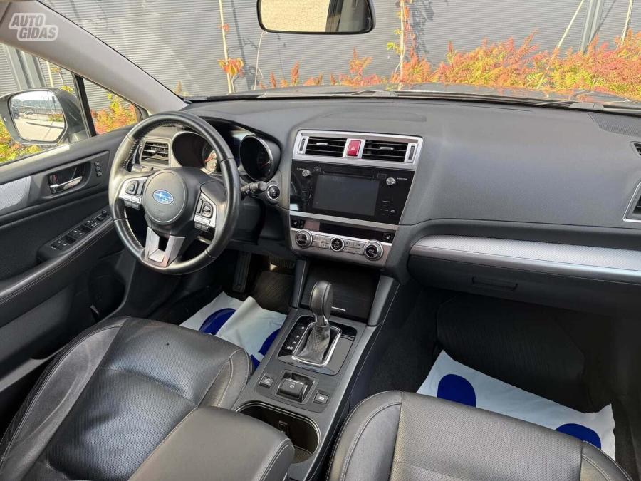 Black Subaru Outback 2017 in Vilnius, with an engine capacity of 2.50 L and mileage of 239 thousand km for 11900 €, photo 13 on AUTOMOTO.COM.LV