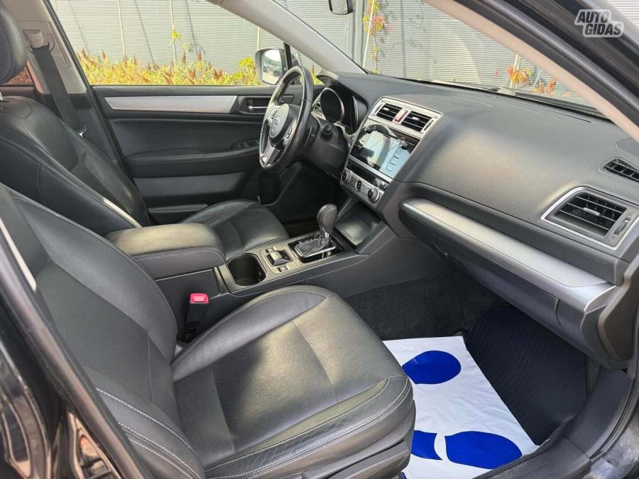 Black Subaru Outback 2017 in Vilnius, with an engine capacity of 2.50 L and mileage of 239 thousand km for 11900 €, photo 14 on AUTOMOTO.COM.LV