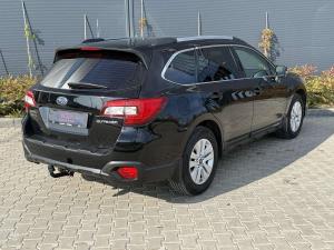 Black Subaru Outback 2017 in Vilnius, with an engine capacity of 2.50 L and mileage of 239 thousand km for 11900 €, photo 11 on AUTOMOTO.COM.LV