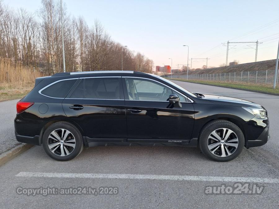 Melns Subaru Outback 2018 Tallina, ar dzinēja tilpumu 2.50 L un nobraukumu 153 tūkst. km par 16990 €, foto 4 vietnē AUTOMOTO.COM.LV